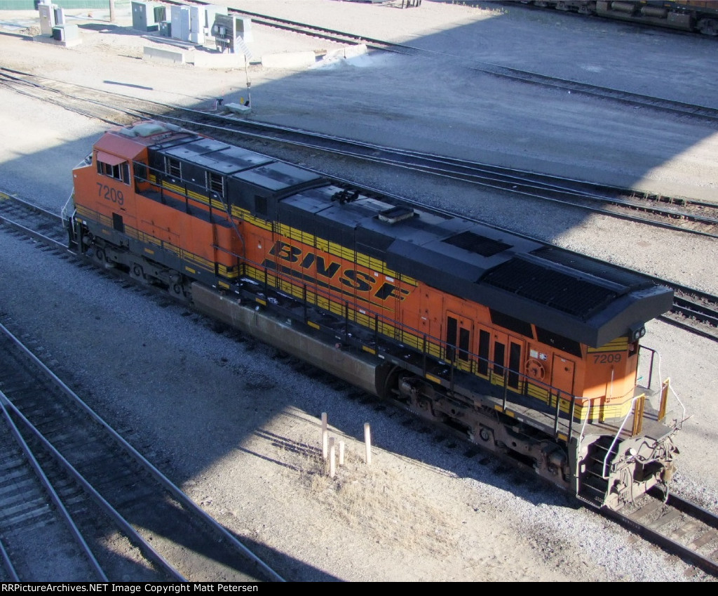 BNSF 7209